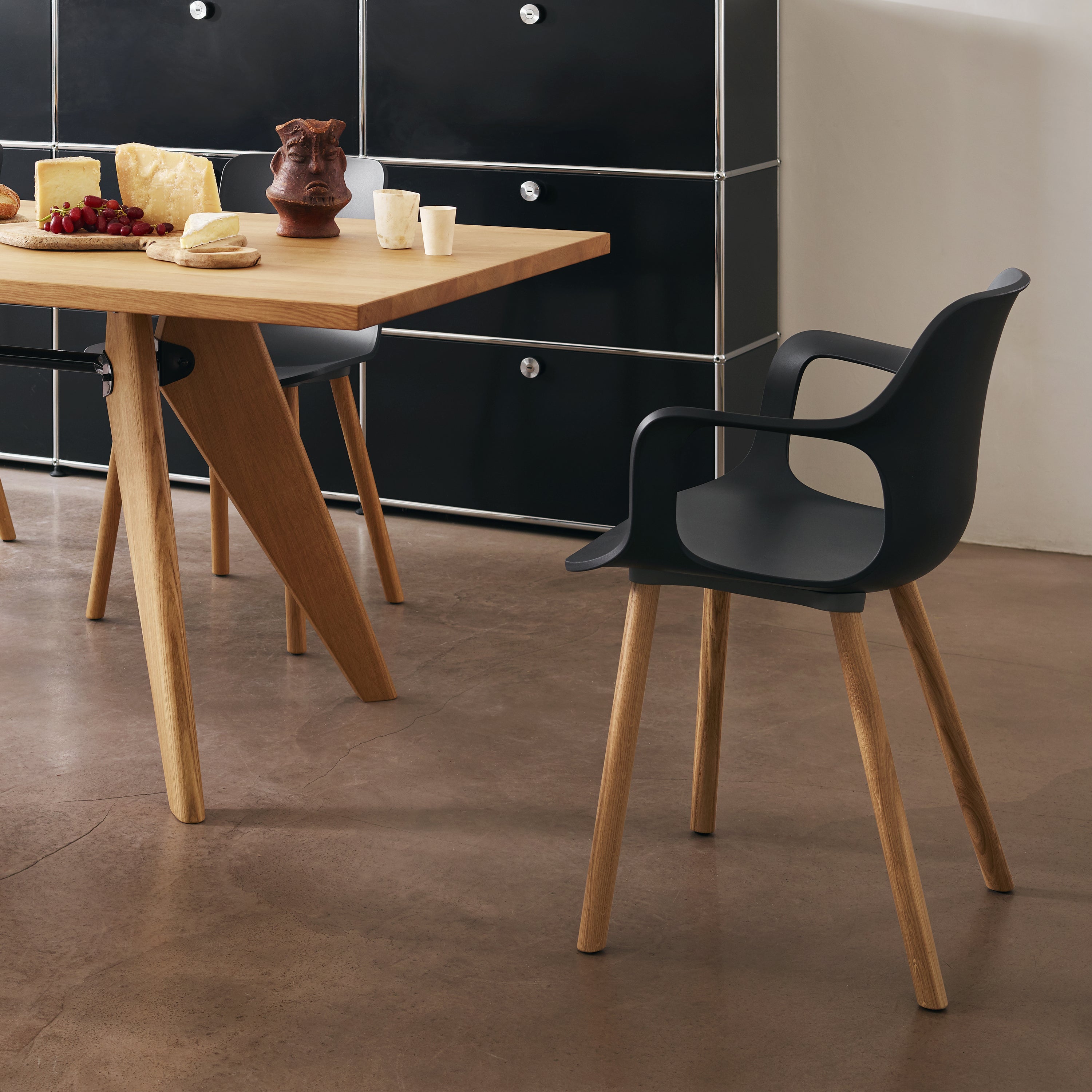 Vitra hal wood chair store