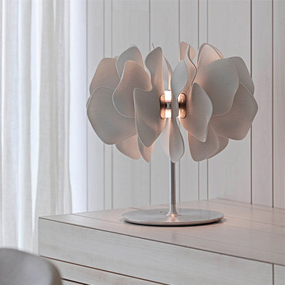 Lladro Lighting | Luxury Porcelain Lamps & Pendants | 2Modern
