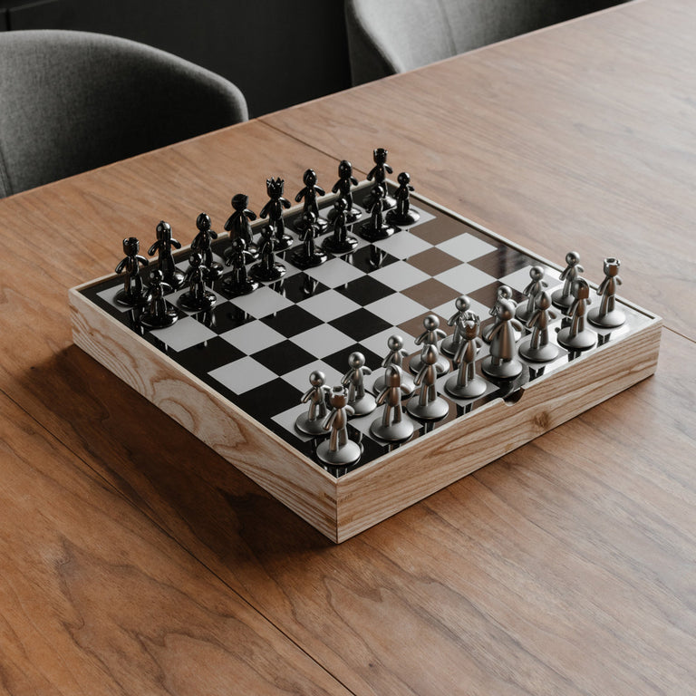 Umbra Shift Buddy Chess Set - 2Modern