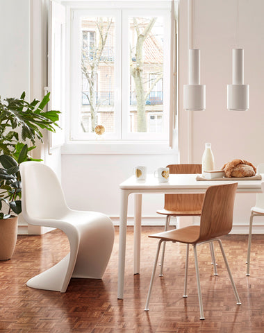 2modern furniture store