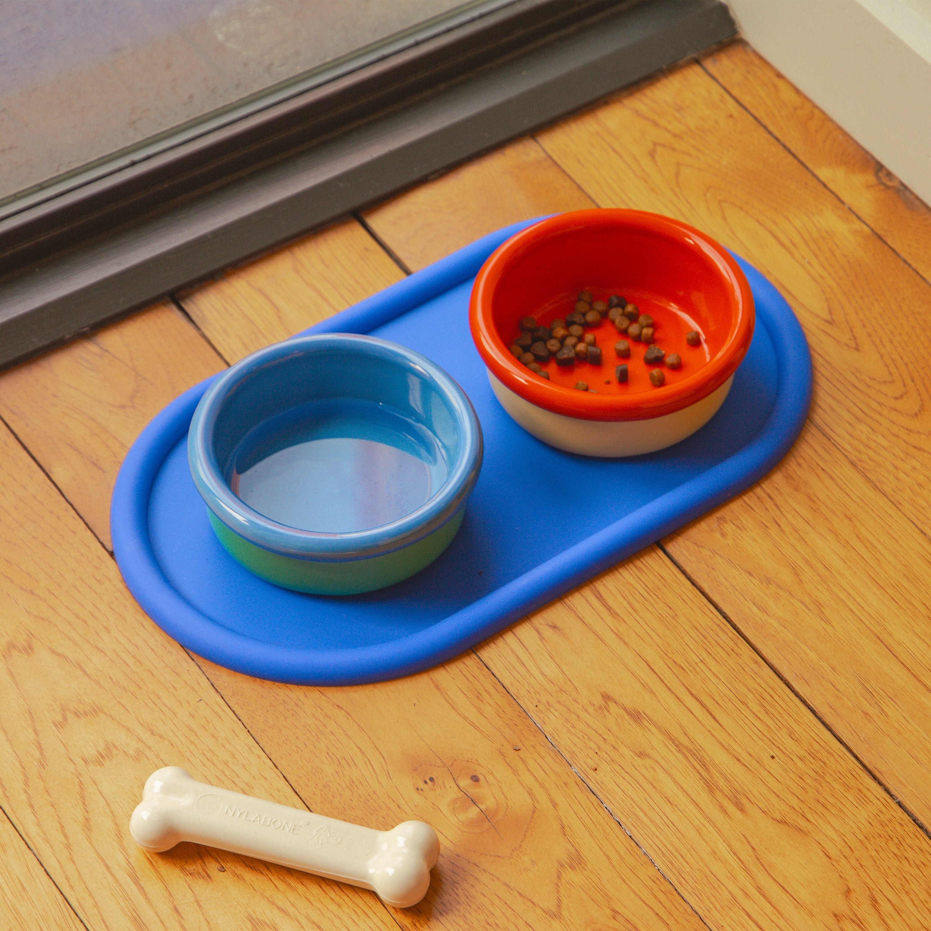 Areaware Every Pet Eats Set - 2Modern