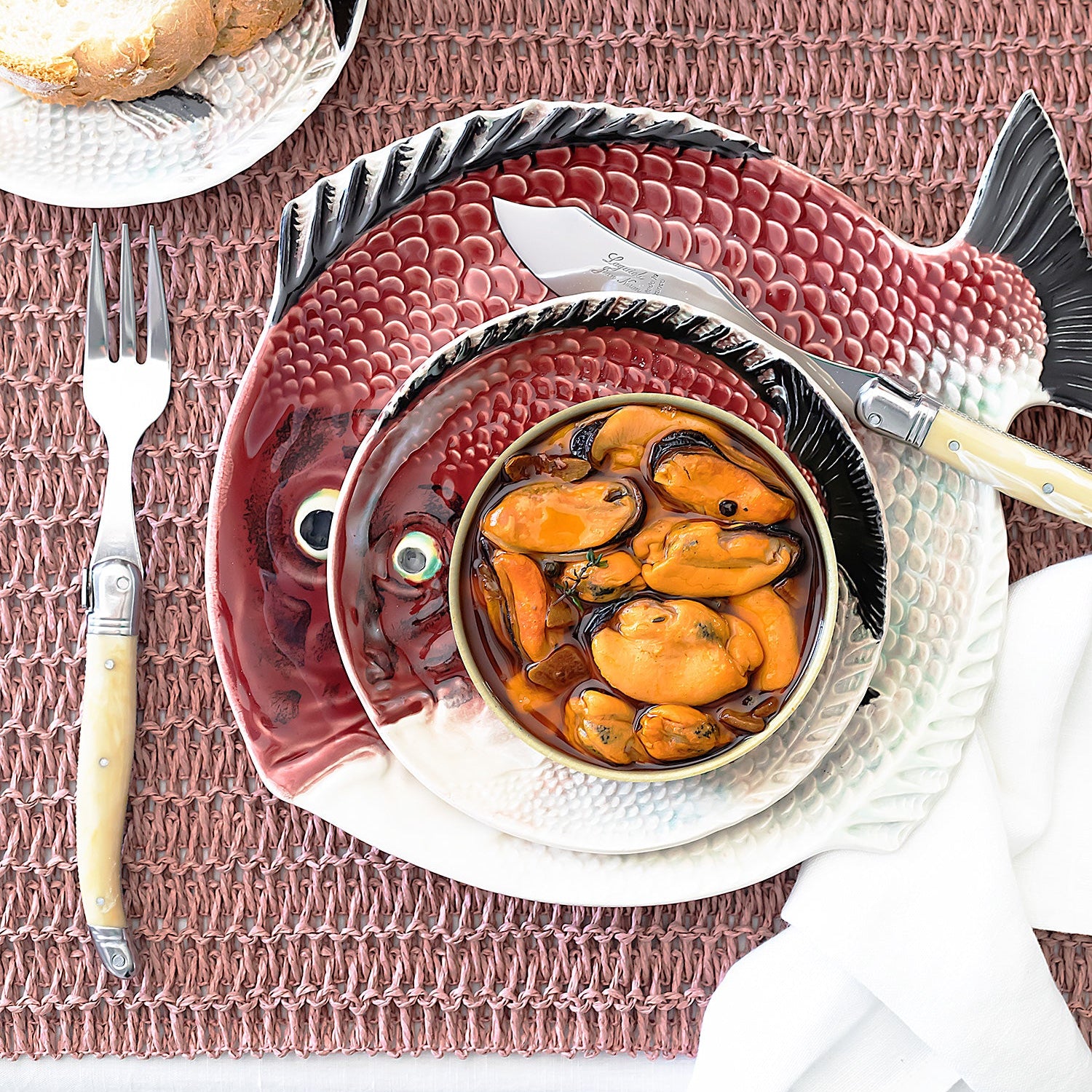 Bordallo Pinheiro Fish Fruit Plate - 2Modern