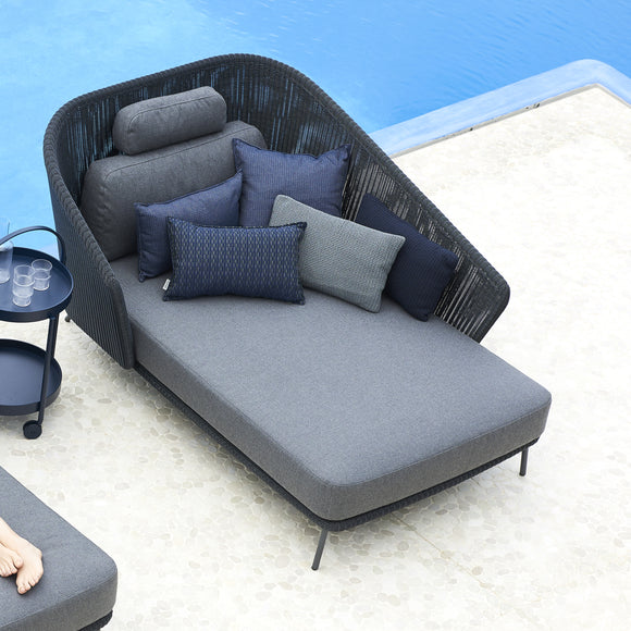 Cane line mega daybed store