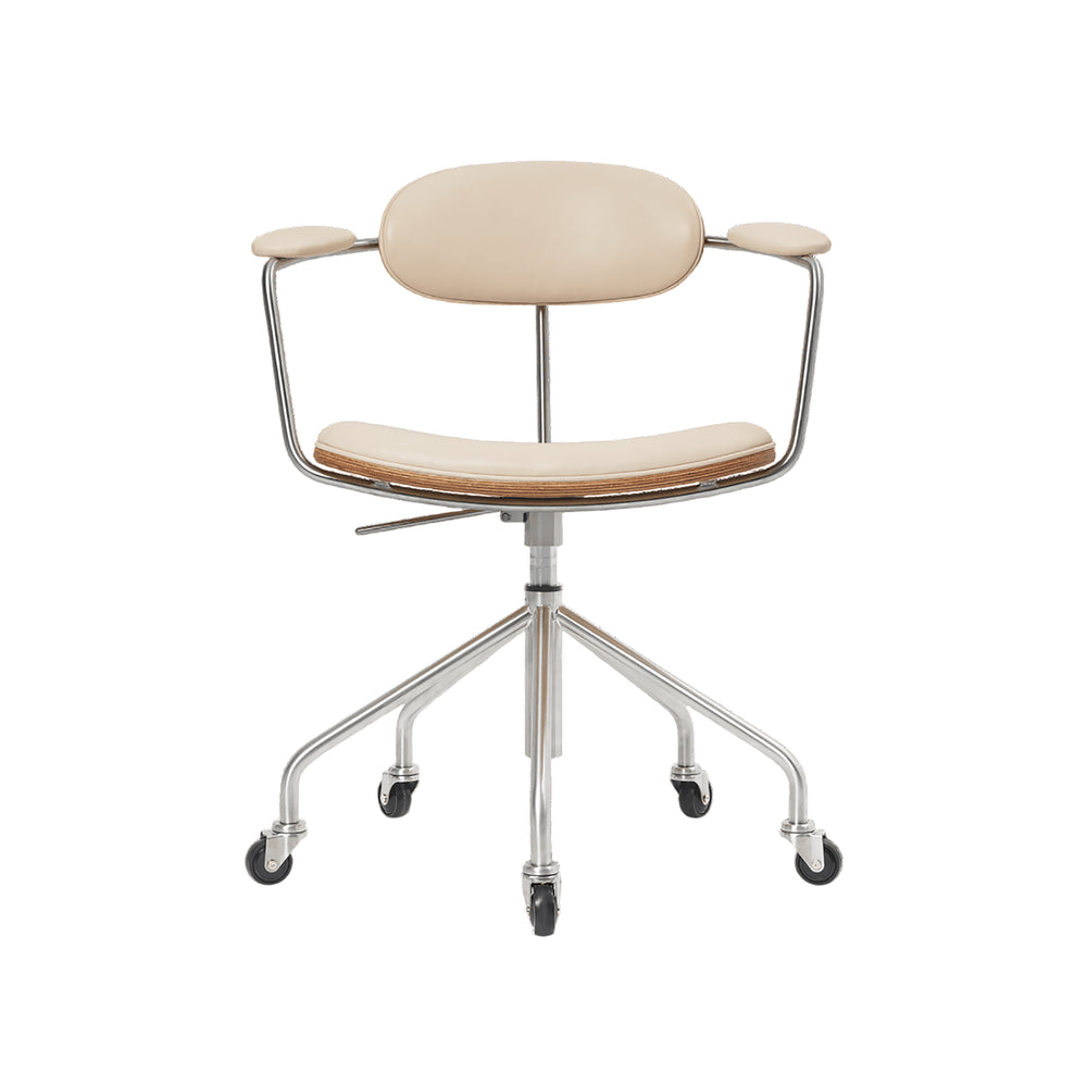 Carl Hansen and Son CH621 Swivel Chair - 2Modern