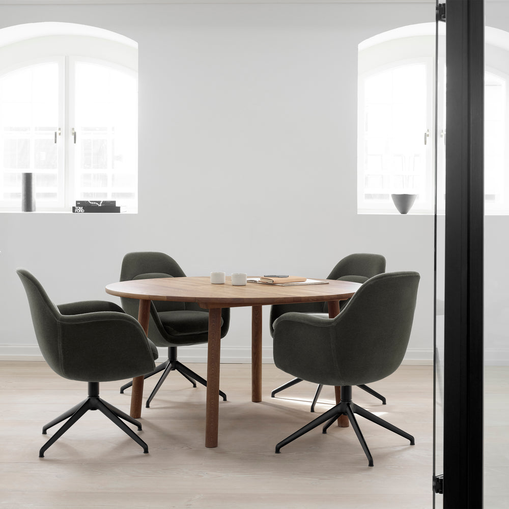 Fredericia Furniture Swoon Chair with Swivel Base - 2Modern