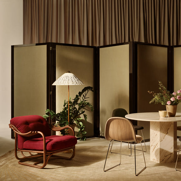 Gubi 9602 Henry Moore Garro Editions Floor Lamp - 2Modern