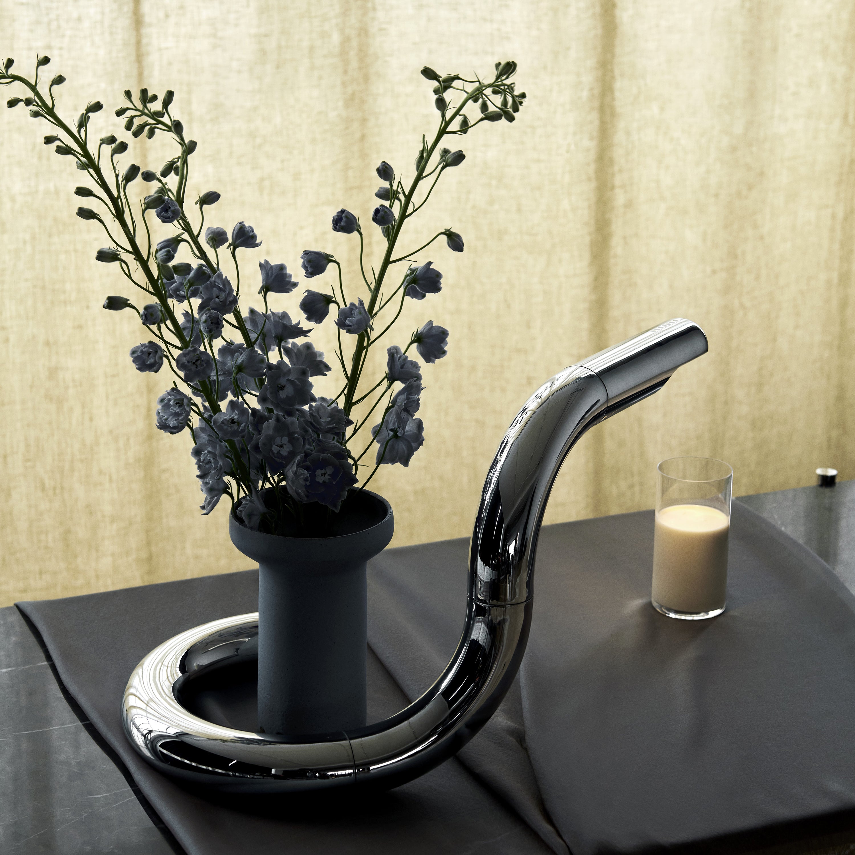 Gubi Aspide Table Lamp - 2Modern