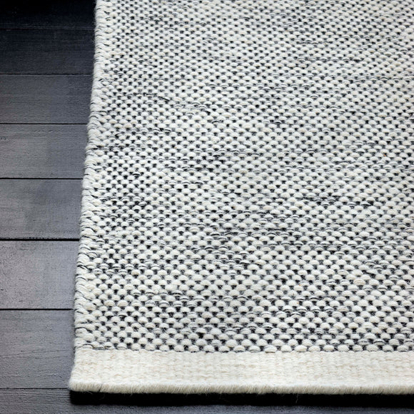 Linie Design Asko Rug - 2Modern