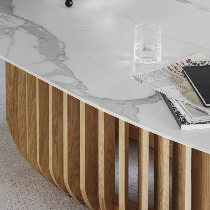 Miniforms Juice Oval Dining Table - 2Modern