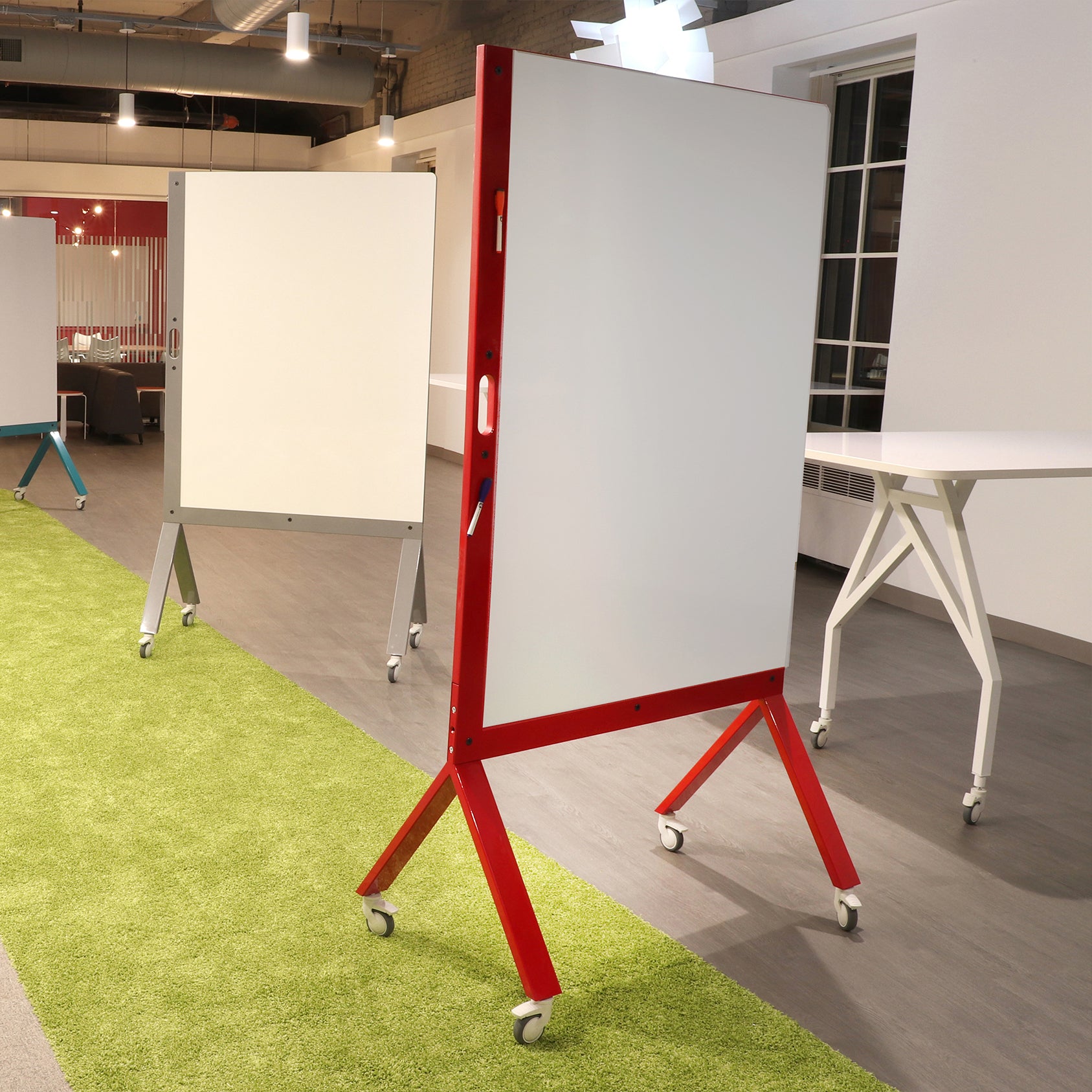 Scale 1:1 MARC Mobile Marker Board - 2Modern