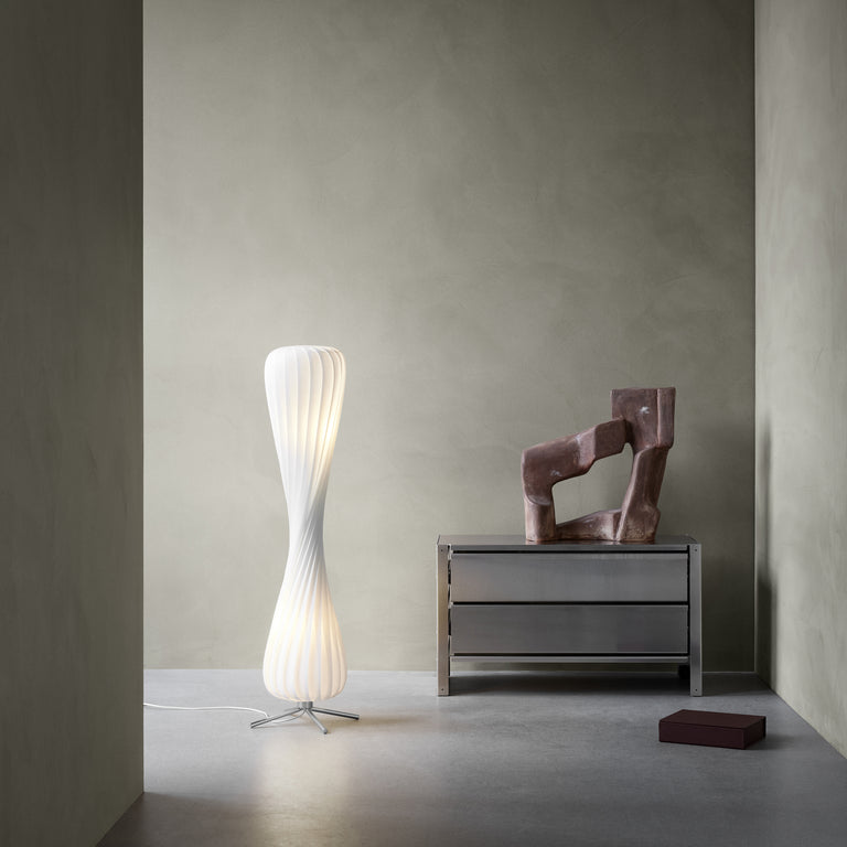 Tom Rossau TR7 LED Floor Lamp - 2Modern