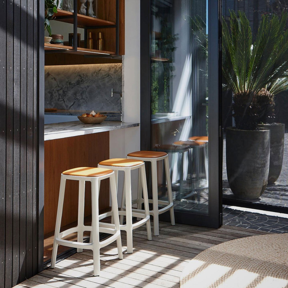 TOOU Cadrea Bar and Counter Stool - 2Modern