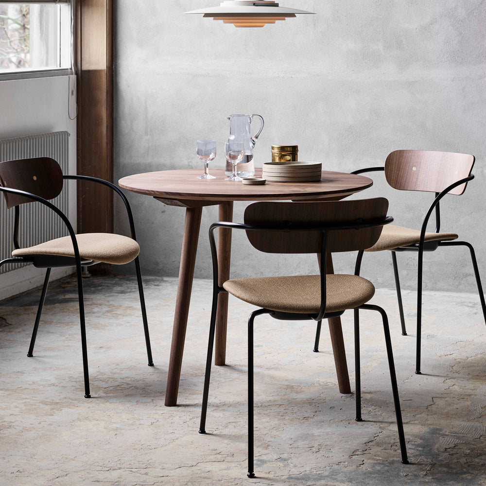 &Tradition In Between Round Dining Table - 2Modern