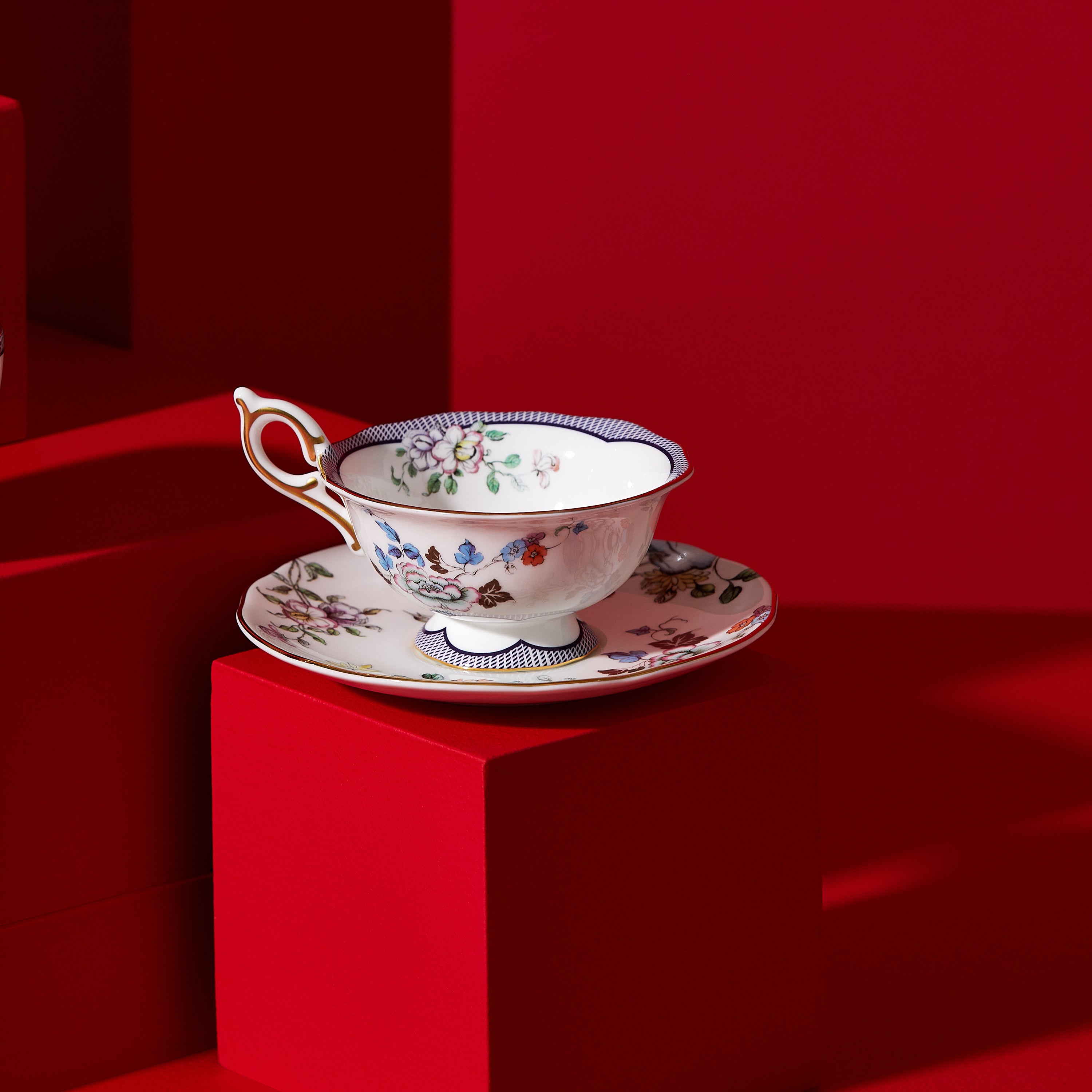 Wedgwood Fortune Teacup & Saucer Set - 2Modern