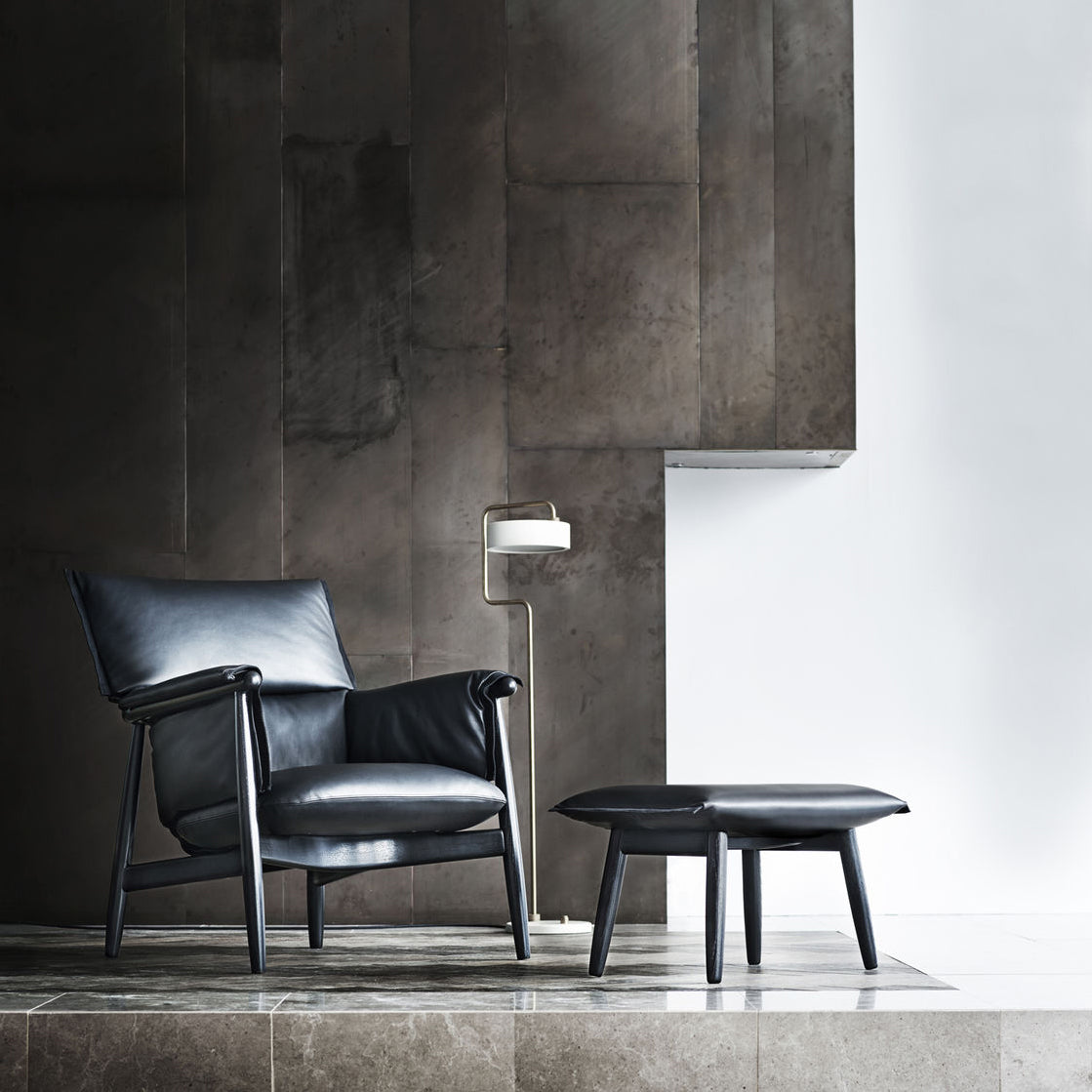 Carl Hansen and Son E015 Embrace Lounge Chair - 2Modern