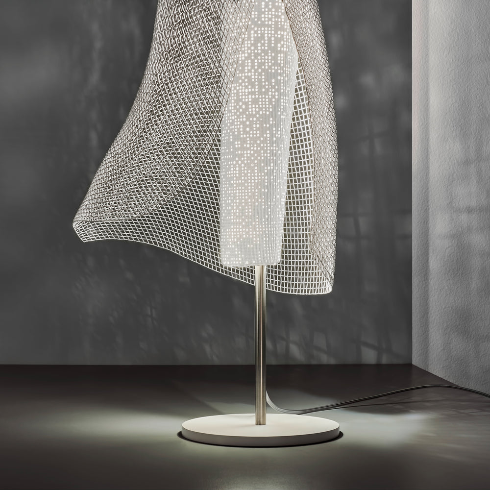 a-emotional light Clara LED Table Lamp - 2Modern