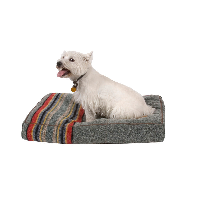 Pendleton Pets Vintage Camp Pet Napper - 2Modern