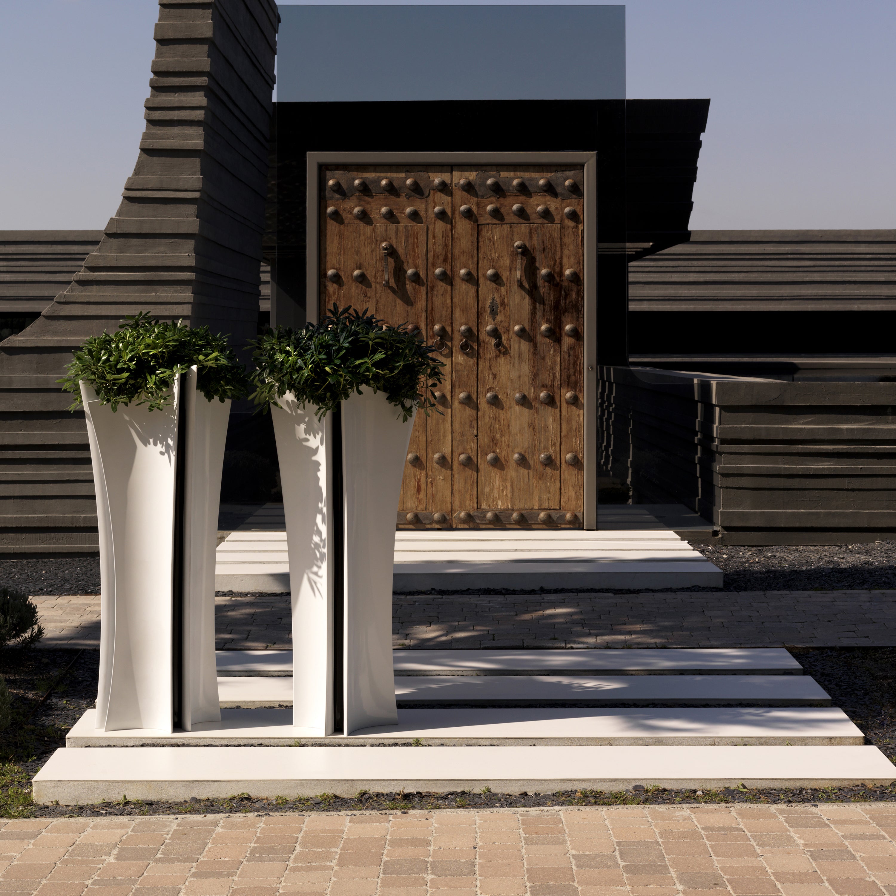 Vondom Alma Illuminated Planter - 2Modern