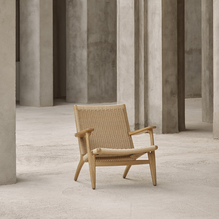 Carl Hansen and Son CH25 Lounge Chair - 2Modern