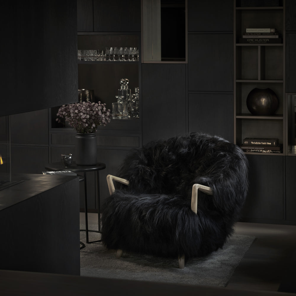Eikund Fluffy Lounge Chair - 2Modern