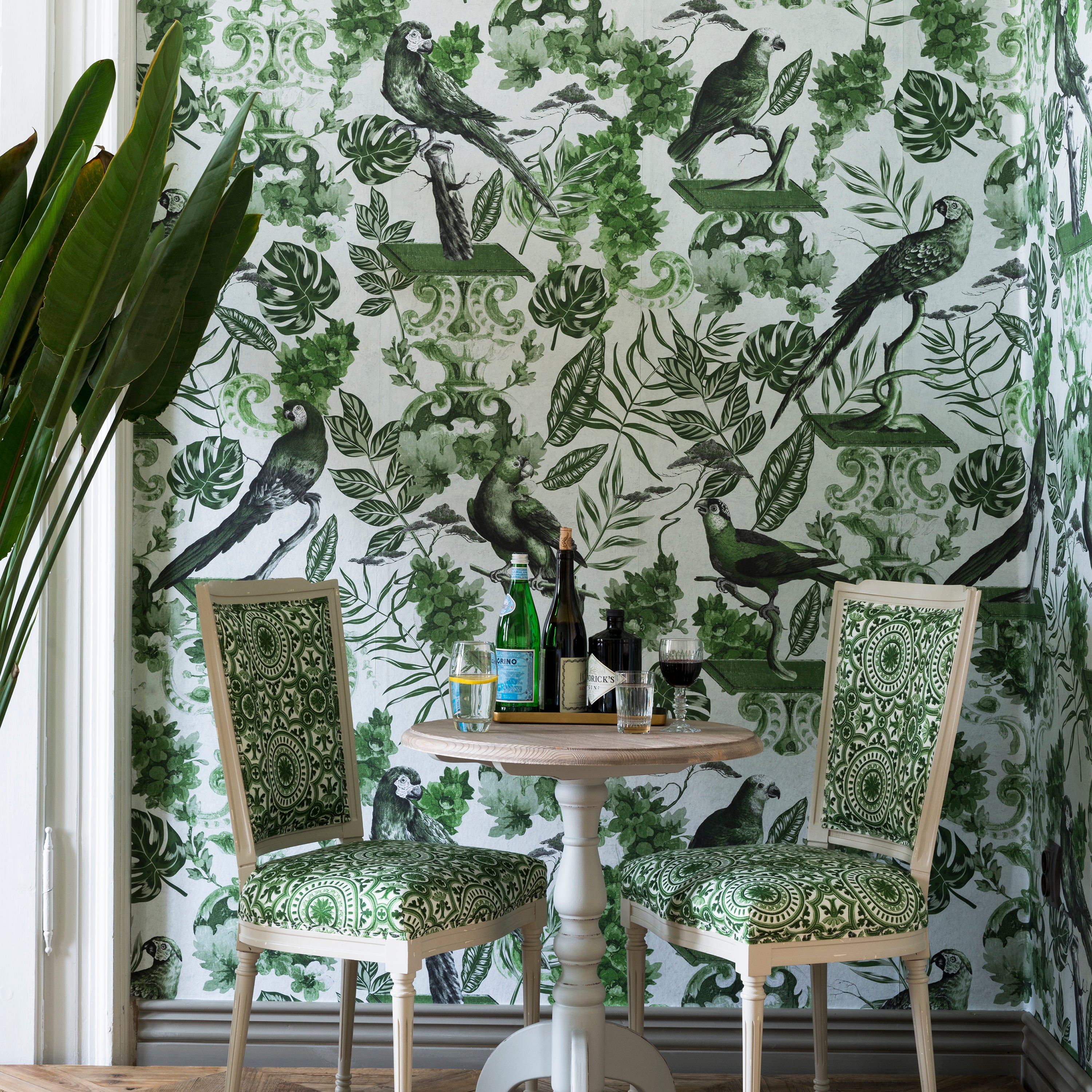 Mind The Gap La Voliere Wallpaper - 2Modern