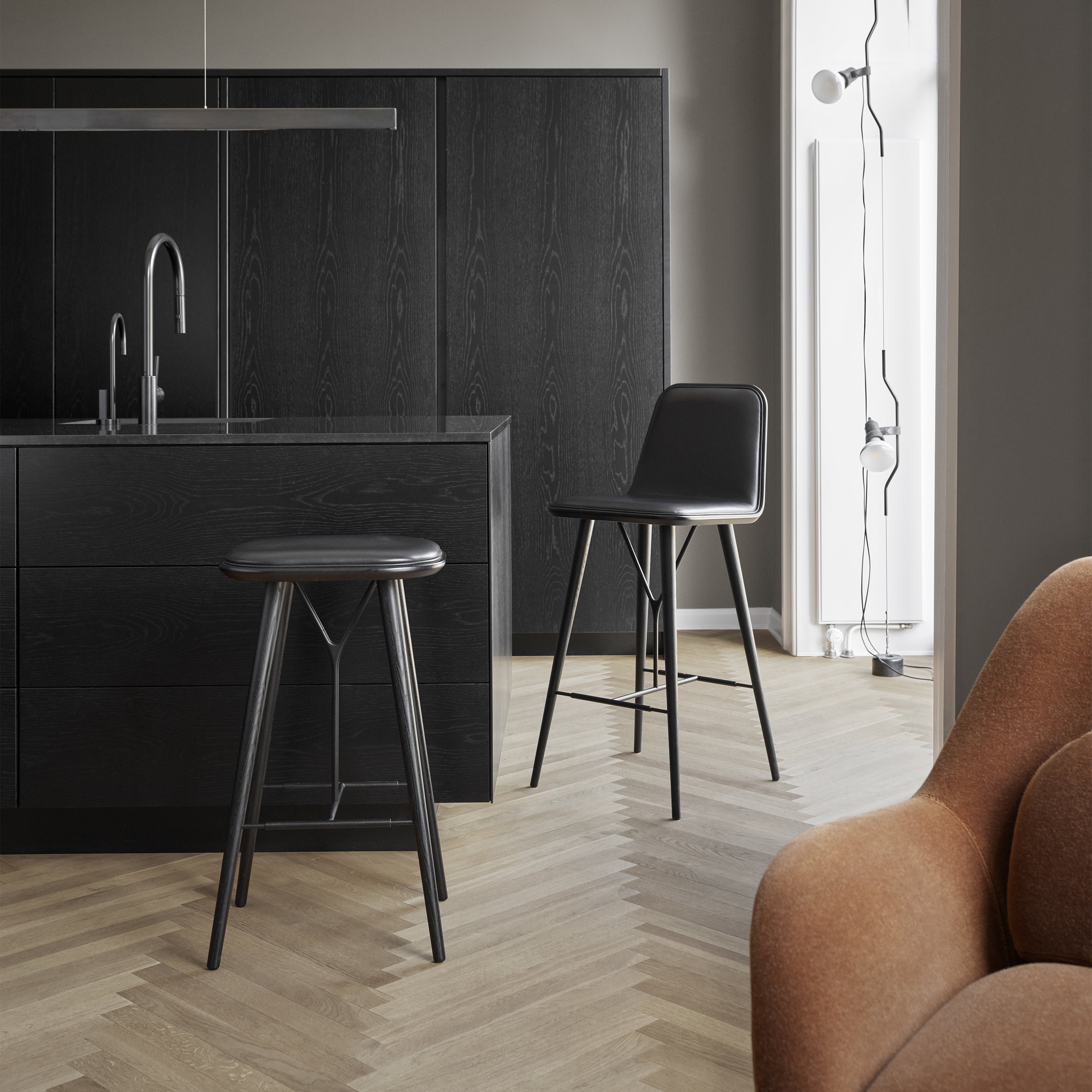 Fredericia Furniture Spine Wood Bar Stool with Back - 2Modern