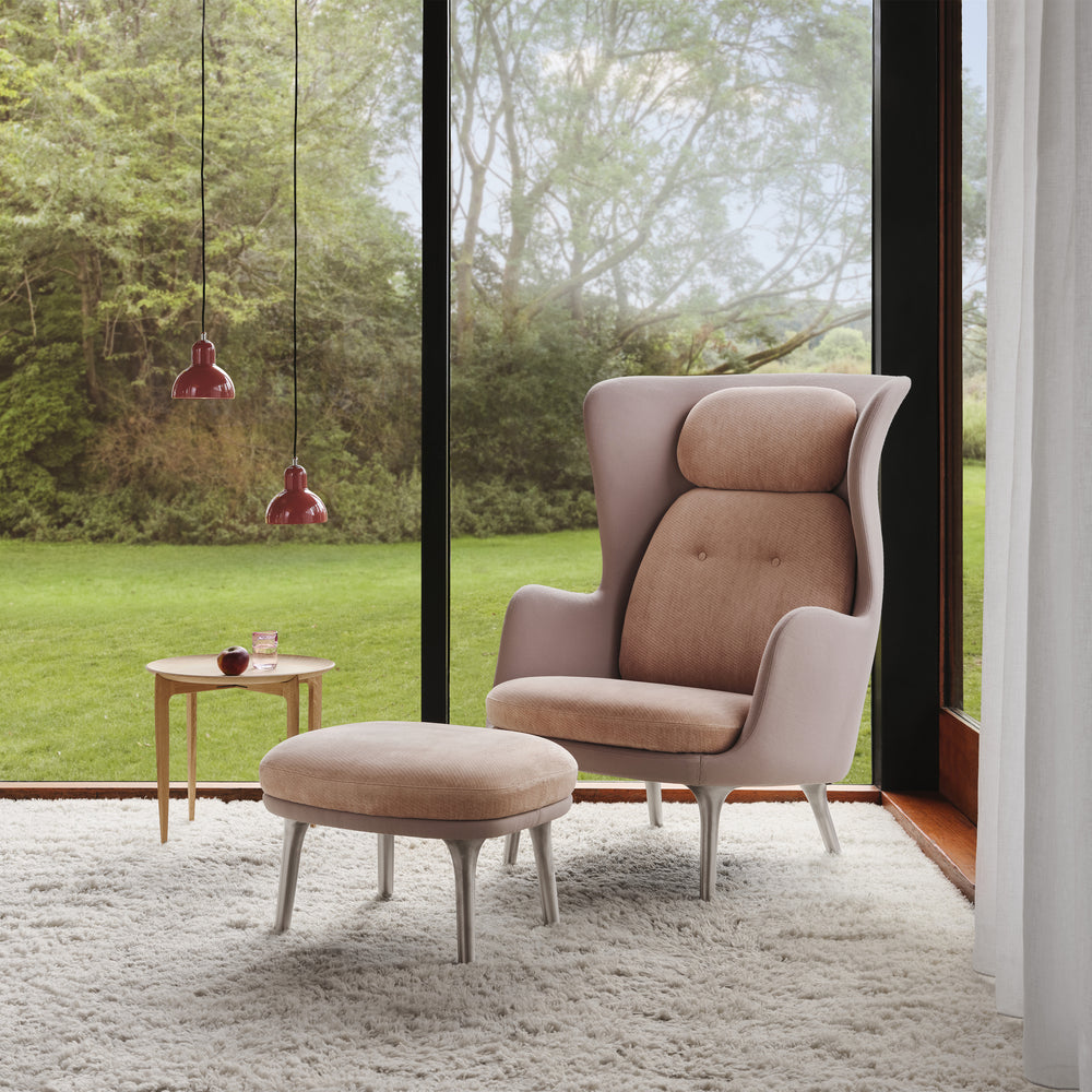 Fritz Hansen Ro Lounge Chair with Metal Legs - 2Modern