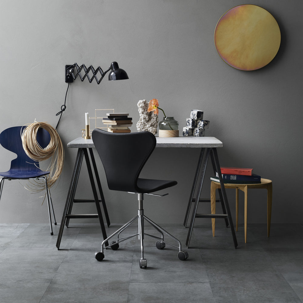 Fritz Hansen Series 7 Fully Upholstered Task Chair - 2Modern