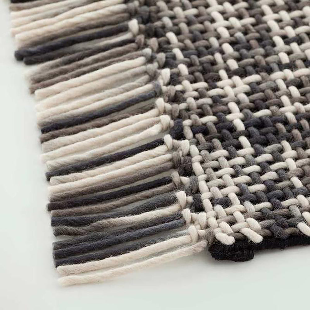 GAN Rugs Lama Rug - 2Modern