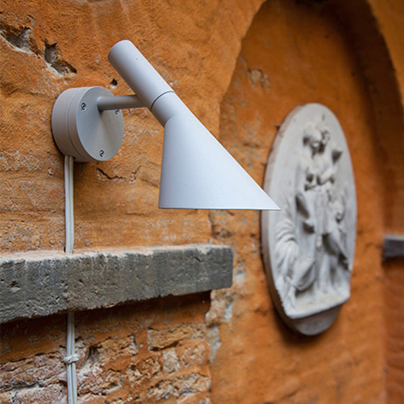 Louis Poulsen AJ 50 Outdoor Wall Light - 2Modern