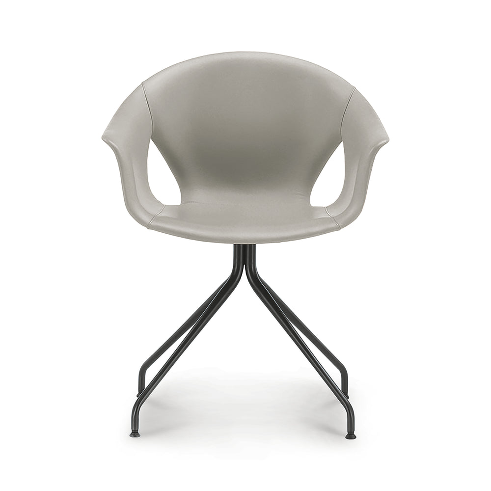 Poltrona Frau Ginger Ale Small Armchair 4 Spokes Fully Upholstered ...