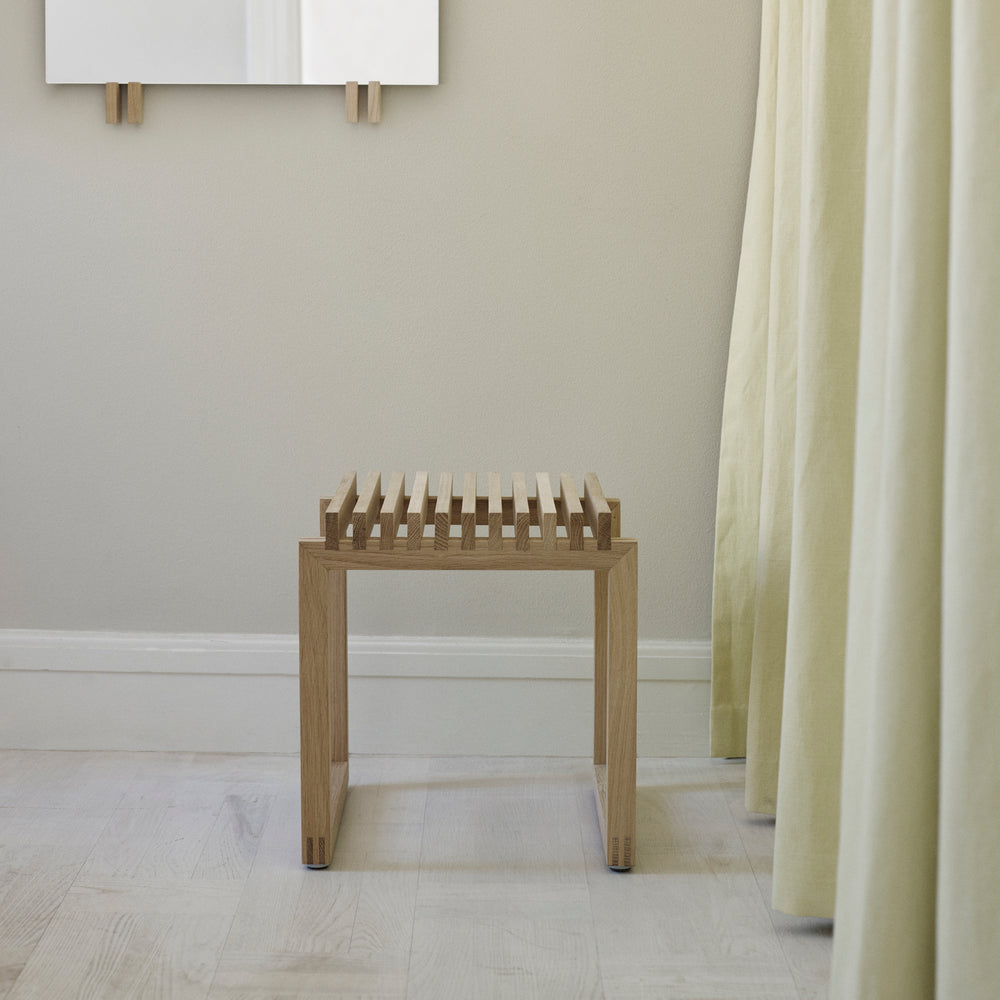 Fritz Hansen Cutter Stool - 2Modern