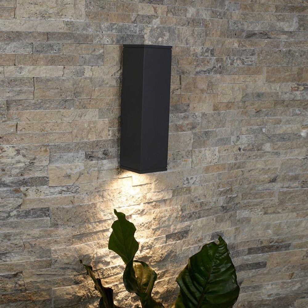 Visual Comfort & Co Sean Lavin Tegel 18 Outdoor Wall Light - Black ...
