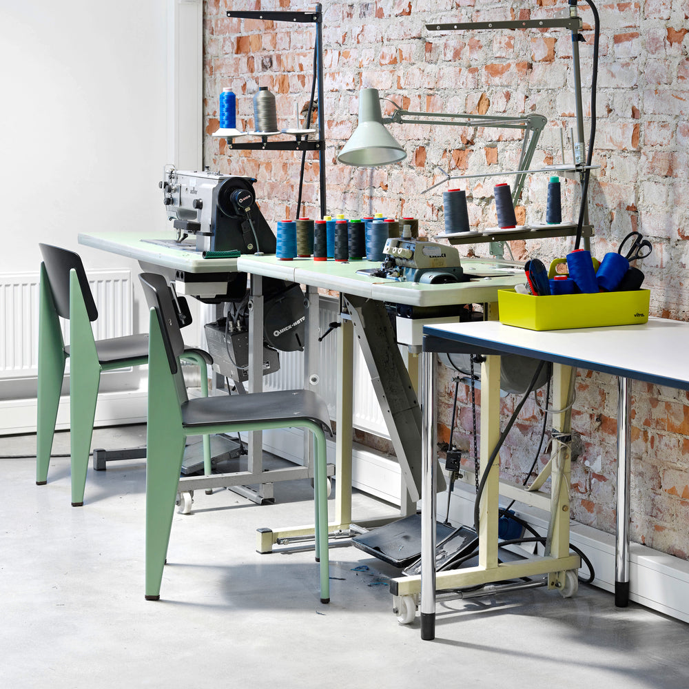 Vitra Standard SP Side Chair - 2Modern